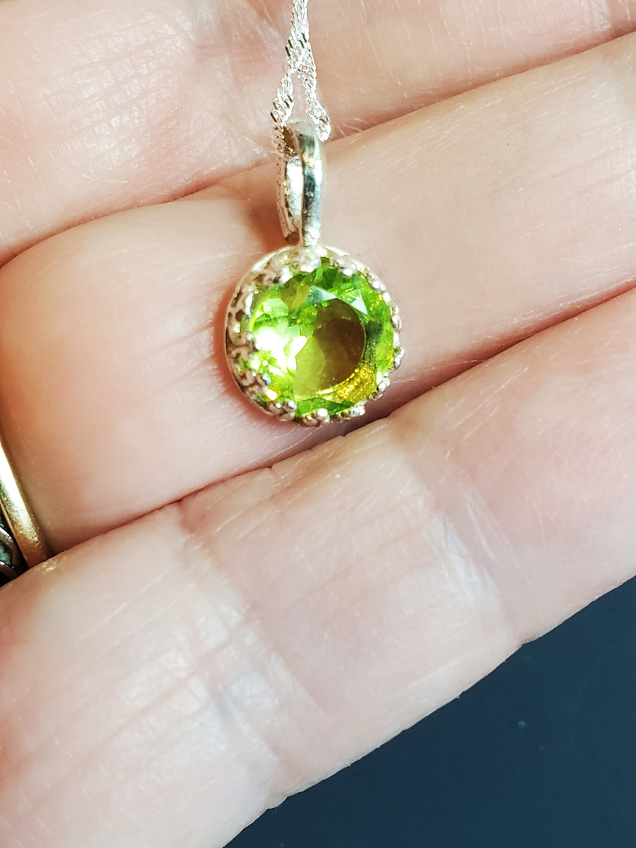 Genuine Peridot Necklace ~ 8mm Peridot Crystal on an 18 Inch Sterling ...